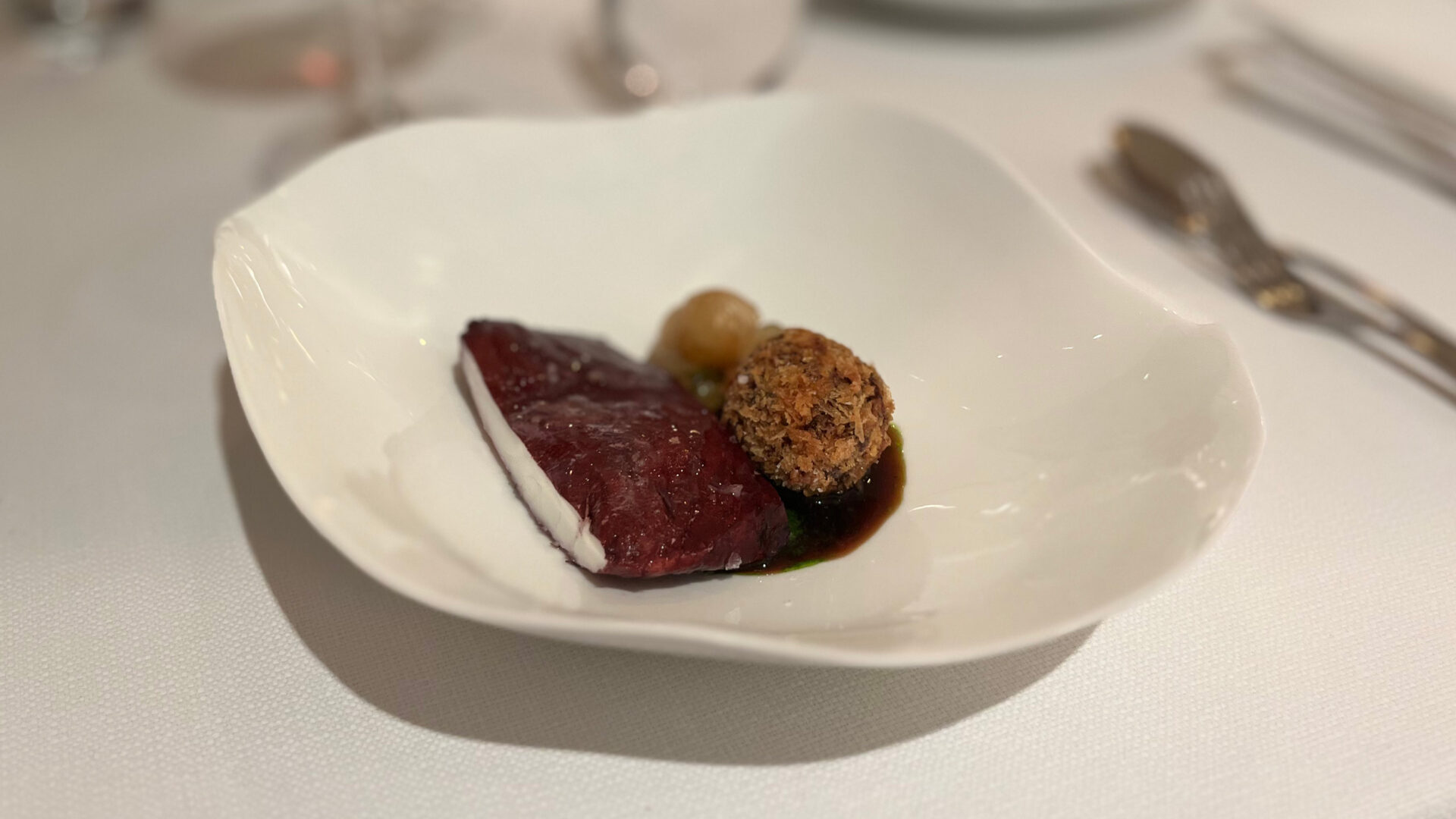 Henne Kirkeby Kro (Anmeldelse) - 2 stjerner i Michelin guiden